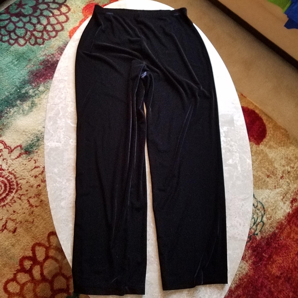 Emma James | Pants & Jumpsuits | Emma James Pullon Stretchy Black ...